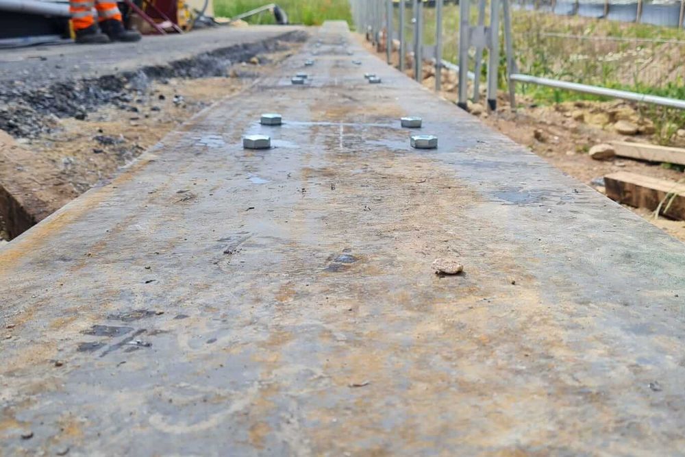 Steel and concrete capping beams | Daace